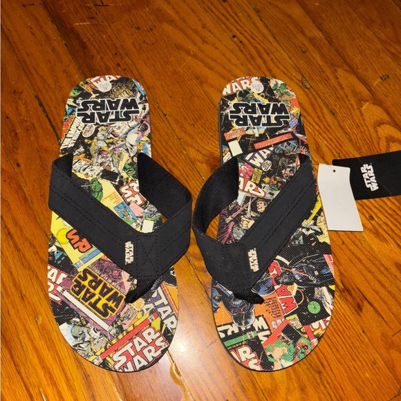 Star Wars | Shoes | Star Wars Colorful Comic Flip Flops With Black ...